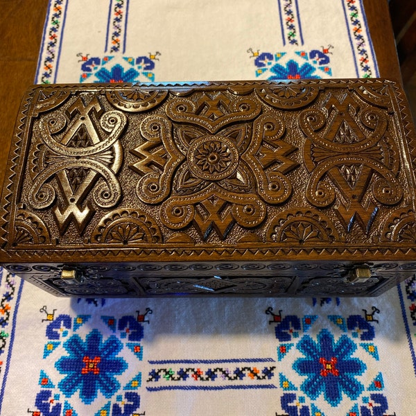 Large Wooden Box, Carved Wood Coffer, Wood Jewelry Box, Jewelry Case ...