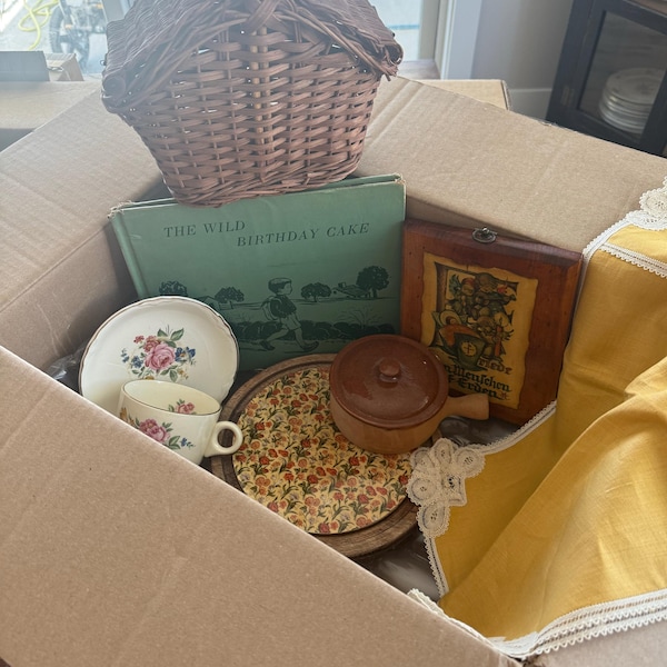 Vintage Cottagecore Home Decor and Trinkets Gift Box • Great Gift for ...