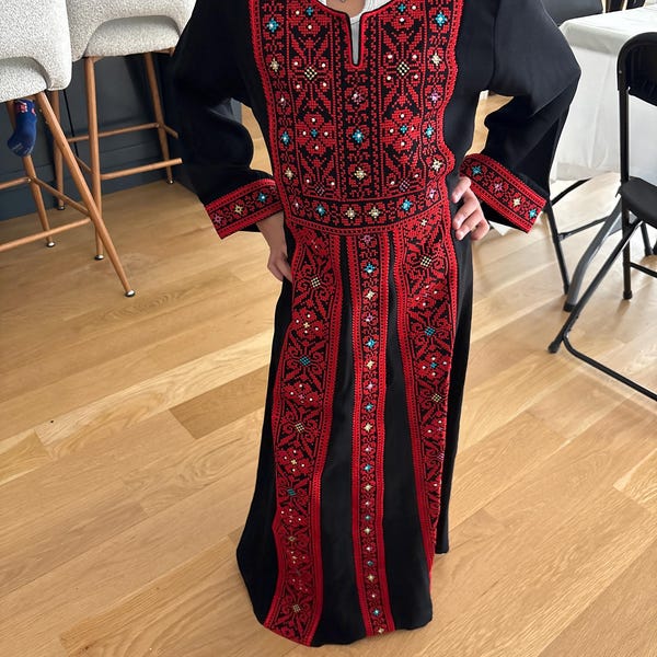Palestinian Kaftan Thobe Thob Embroidery Black With Red Tatreez Stripes ...