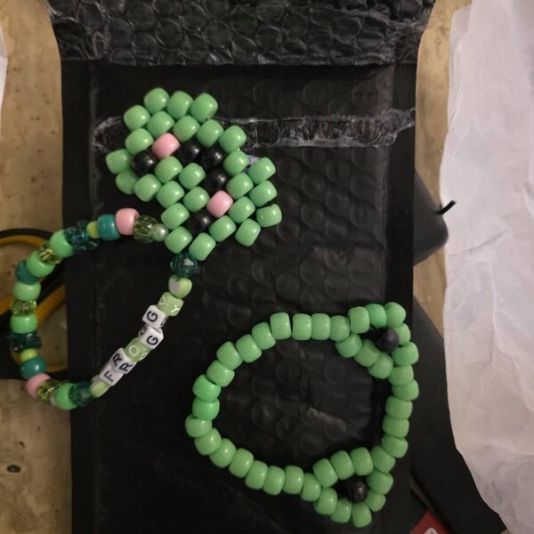 Kandi Eyeball Shaker | Fidget Shaker Toy | Stim Toy | Weirdcore ...