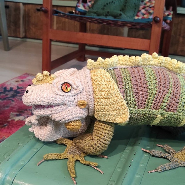 Guanzilla the Iguana - Crochet Statue Pattern Only - Etsy