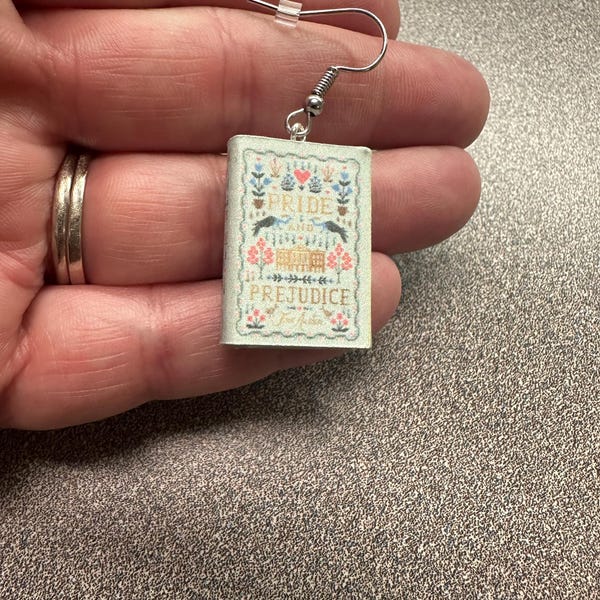 Mini Book Charm Bracelet - Etsy