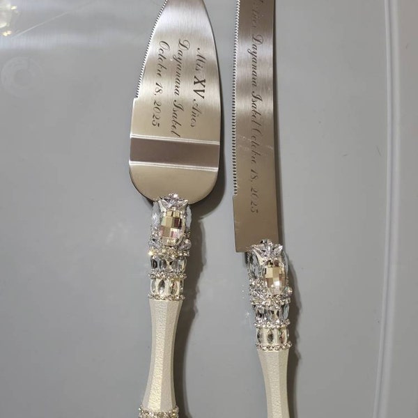 Purple Wedding Serving Set, Toasting Flutes and Cake Cutting Set ...