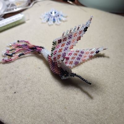 Beaded Hummingbird Pattern tutorial Only Black Rainbow - Etsy
