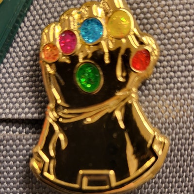 INFINITY GAUNTLET 3D Gold Metallic Enamel Pin - Etsy