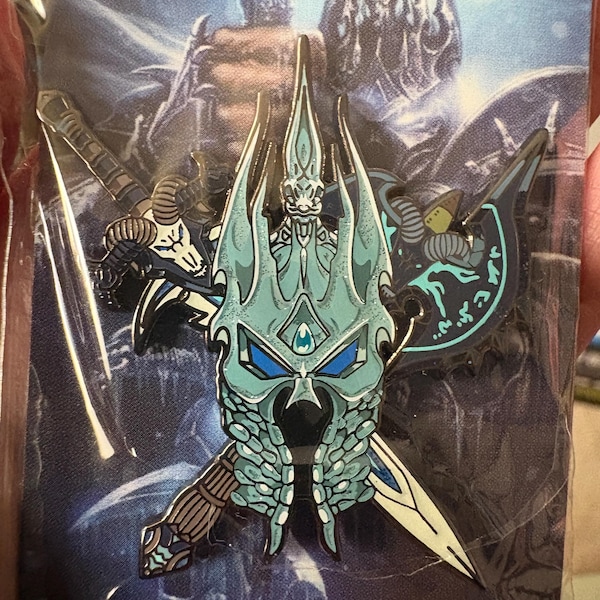 Wrath of the Lich King Arthas Shadowmourne Frostmourne Limited Edition ...