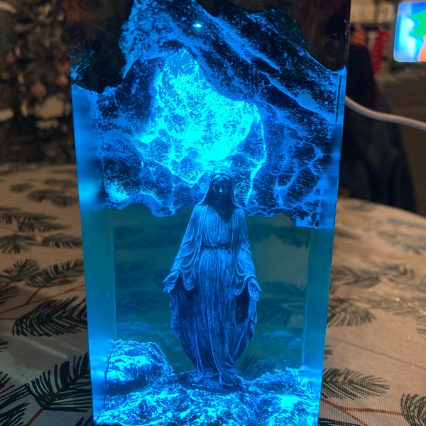 Blessed Mother Resin Wood Lamp,virgin Mary, Christian Art,christian ...