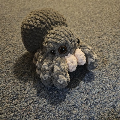 Jules the Jumping Spider Crochet Pattern - Etsy