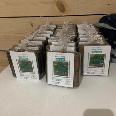 DIY 5x5 Girl Scout Trefoil String Art Kit - Etsy