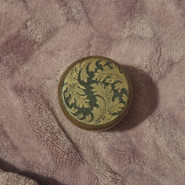 Small Square Box 7x7 Cm Detail of a Beautiful Illumination From an Old ...