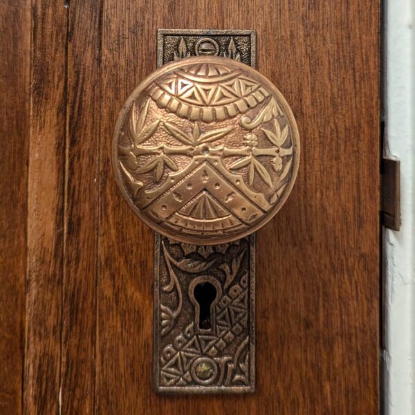 Antique Victorian Small Cast Bronze Keyhole Escutcheon CC-149 - Etsy