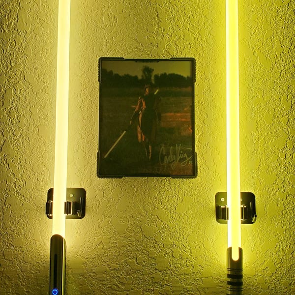 Female Starkiller-inspired Cosplay Print - Etsy