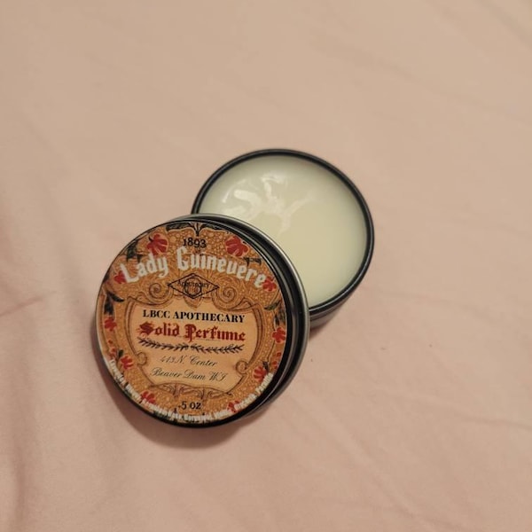 DIY Pure Beeswax Rounds Historical Crafting Honey Bee Molded Wax Rounds ...