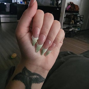 FAYE Fairycore Aesthetic Press on Nails Jade Aurora Nails Lily Pond ...