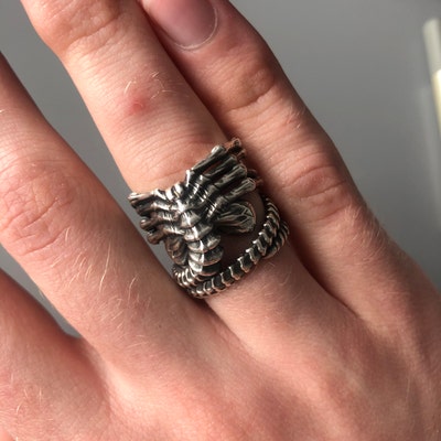 MR. Giger Inspired , Alien Facehugger Ring, Facehugger, Chestburster ...
