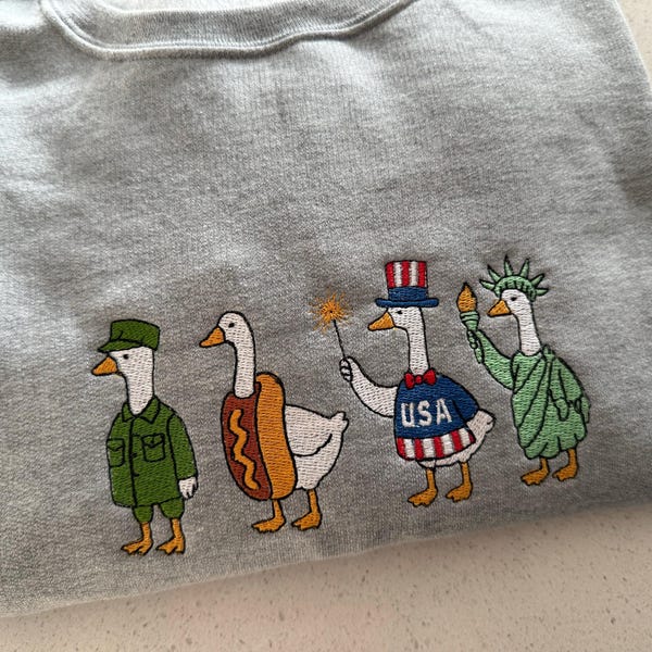 Patriotic Goose Statue of Liberty Hot Dog 4th of July Independence Day ...