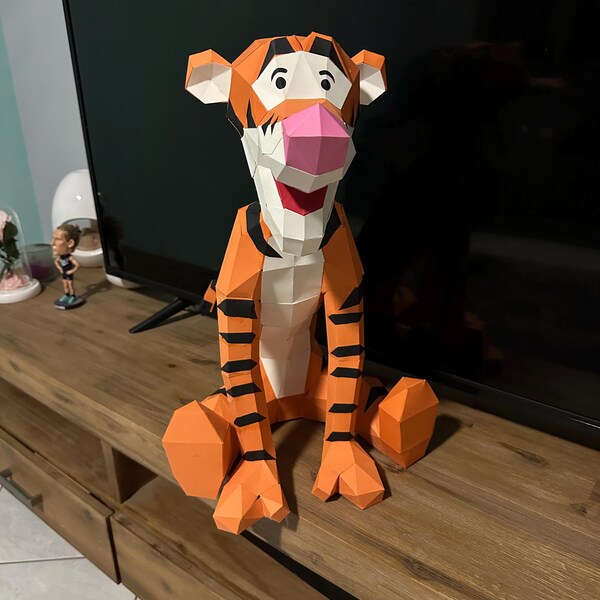 Papercraft Pooh Bear PDF, 3D SVG Cricut Template for Creating 3D Pooh ...