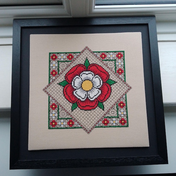 Tudor Rose Blackwork and Cross Stitch PDF Download Pattern - Etsy