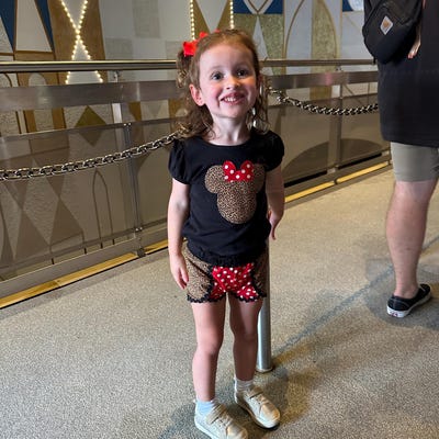 Minnie Mouse Short Set Polka Dot Top Ruffle Trimmed Bow Shorts Disney ...