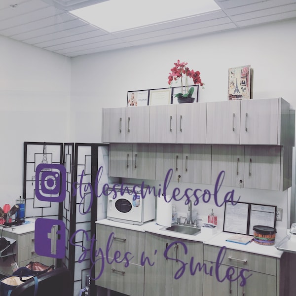 Salon Mirror Decal - Instagram Handle Decal - Salon Decal - Salon Vinyl ...