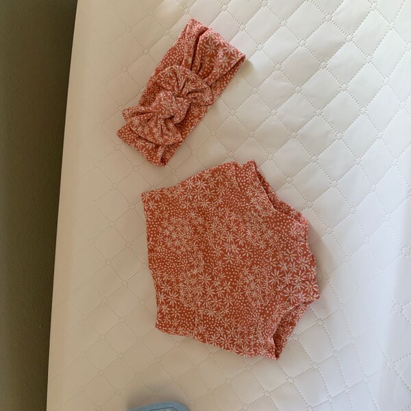 High Waisted Ruffled Bummies and Bow Set High Waisted Ruffled Baby Shorts Babygirl Bummies ...