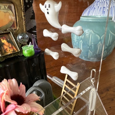 Dollhouse Miniature Cat1:12 Scale Cat Laying Downterrarium - Etsy