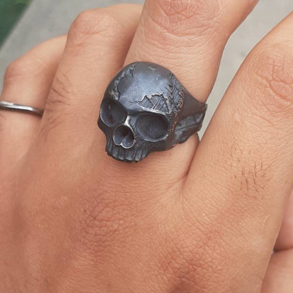 Men's Silver Skull Ring | Cyborg Biomech Design | Unique Statement ...