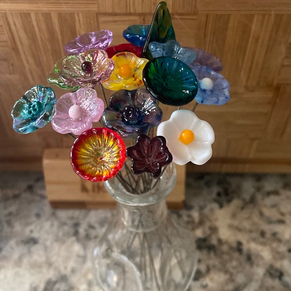 Deluxe Bestsellers Bouquet Mini Glass Flower/leaf Bouquet With 17 ...