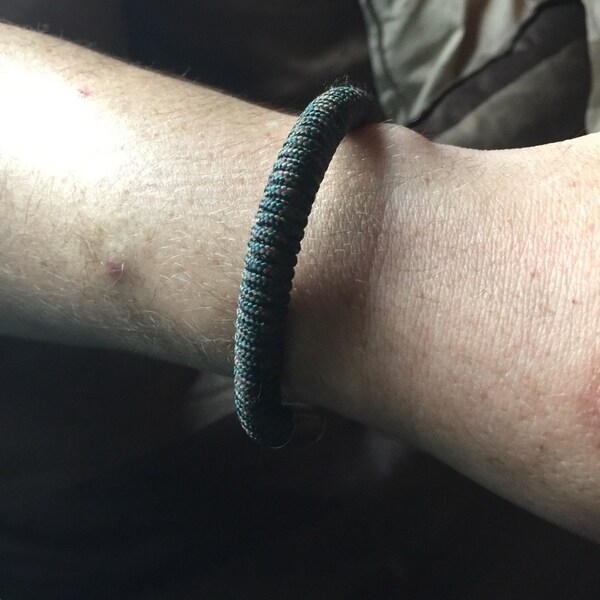 ACU Digital Camo Military and Second Amendment Paracord Bullet Bracelet ...