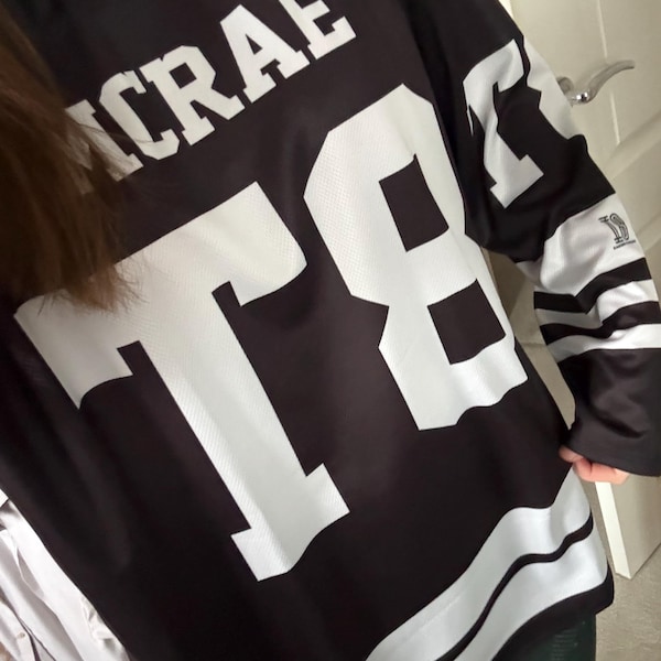 Tate Mcrae T8 Hockey Jersey, Tate Concert Clothes, T8 Mcrae Jersey, Tate Mcrae Tshirt, T8 Shirt ...