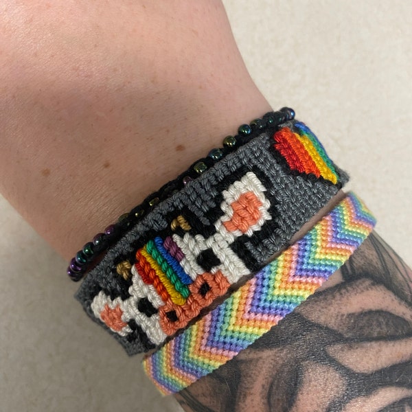 Customizable Tiny Heart Friendship Bracelet, Woven Mini Heart Bracelet ...