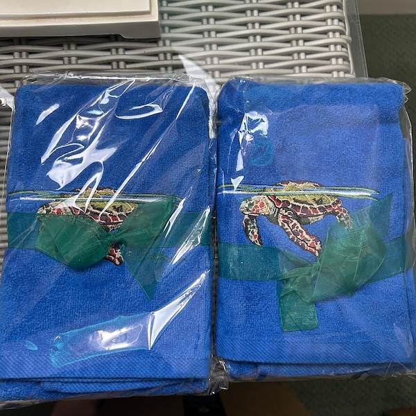 Embroidered Mallard Duck Pair Towel: Hunting Kitchen or Bathroom Decor ...