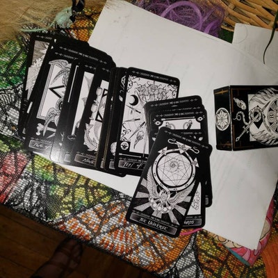 The Line Defined Tarot - Etsy