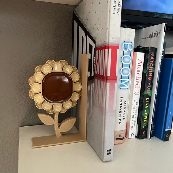 Yellow Saturn Bookends Planet Library Astronomy Decor Solar System Book ...