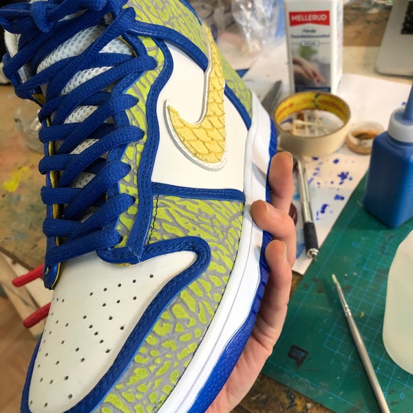 UV Sunlight Reactive Changing PU Leather Nike SB Dunk Style - Etsy