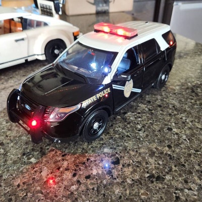 1/18 Scale Chicago Police Dept Die-cast Ford Explorer Model - Etsy