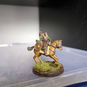 West Human Royal Guard Banner 28mm Dnd Miniature Dungeon and - Etsy