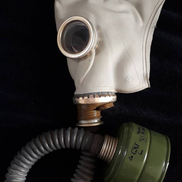Military Vintage Army Gas Mask With Hose and Carbon Filter Unique Full ...