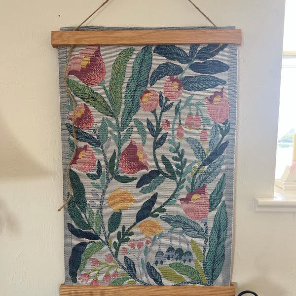 Tapestry Frame - Hanging Magnetic Wood Hanger Frames for Scarf or ...