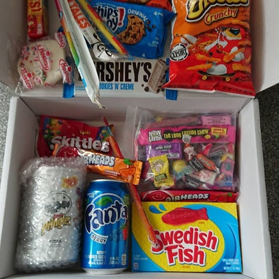 American Snack 'n' Sweet Box - Etsy UK