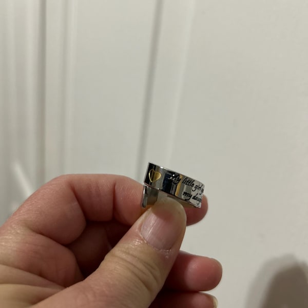 Women's Spinner Ring - Life Becomes Limitless Once You Become Fearless ...