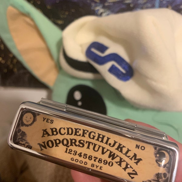 Ouija Board Game Reading Seance Psychic Medium Trinket Stash Metal Lip ...