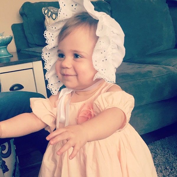 Sun Bonnet, Baby Bonnet, Easter Bonnet Pretty All White Cotton With ...