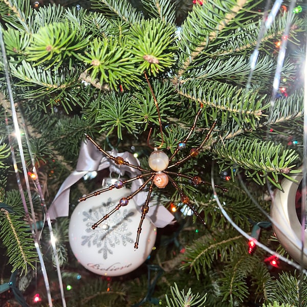 Christmas Spiders, Ornament, Spiderville, Beaded Spiders - Etsy