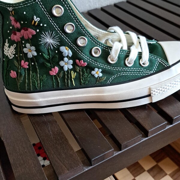 Custom Converse Chuck Taylor, Daisy Flower Embroidered Converse ...