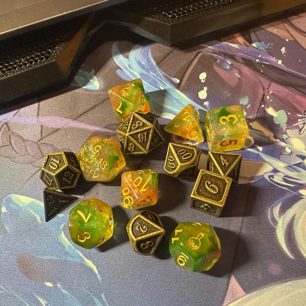 Dice RPG Set of 7 'spirit Of' Hornet Dice , Dungeons and Dragons ...