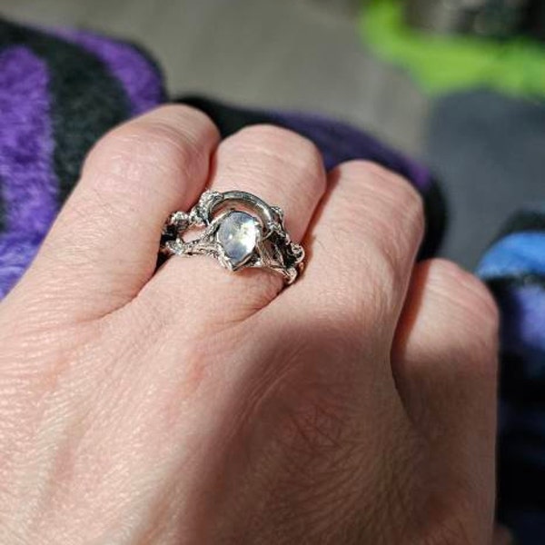 Moissanite Cluster Engagement Ring, Unique Vintage Leaf Fantasy Gold ...