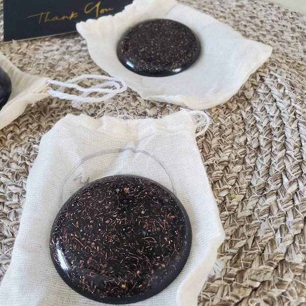 Crystal Pyramid With Shungite for Positive Vibration and Energy Balance ...