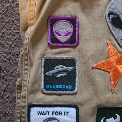 Mini Alien Patch Gray or Purple High Quality Shiny Iron on Patch. - Etsy