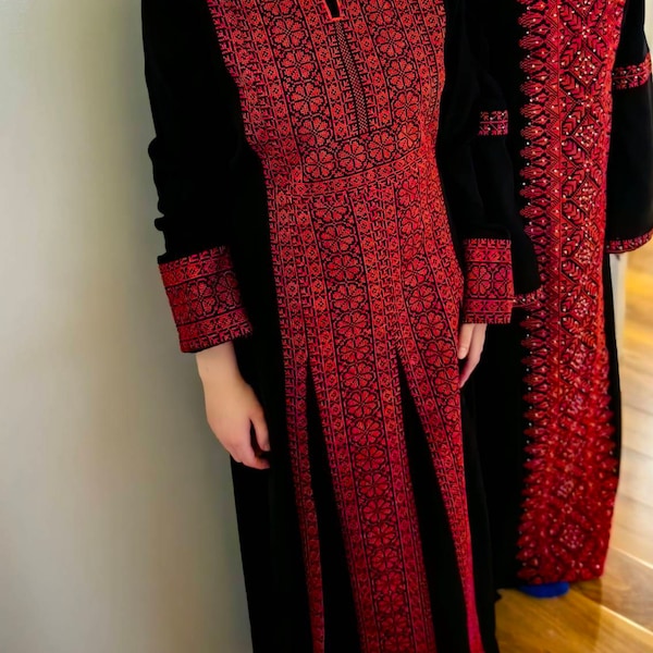 Palestinian Kaftan Thobe Thob Embroidery Black With Red Tatreez Stripes ...